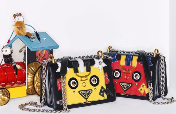 กระเป๋าคลาสสิกปะทะหุ่นยนต์ใน Prada Robot Collection - JEAB.com