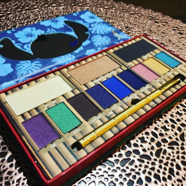 Ohana Means Family! พาส่อง Disney Lilo & Stitch Makeup Palette & Brush ...