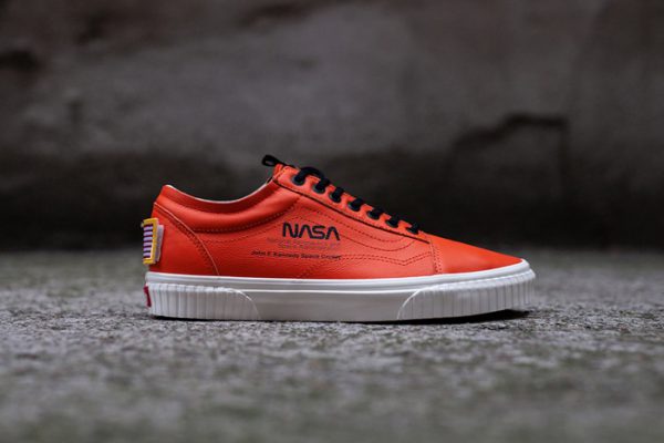 NASA x Vans Old Skool สนิกเกอร์สุดเท่ที่ใครๆ ก็อยากเป็นเจ้าของ - JEAB.com